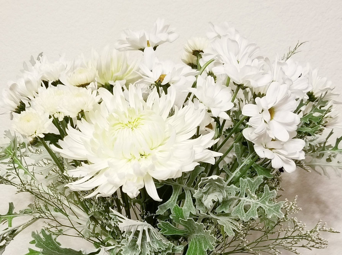 Round Fresh Cut Mixed Colorful Floral Arrangement – LeLe Floral